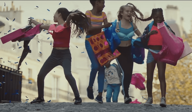 Cuties (2020) ☆☆☆1/2(3.5/4): A wild and vibrant coming-of-age drama to ...